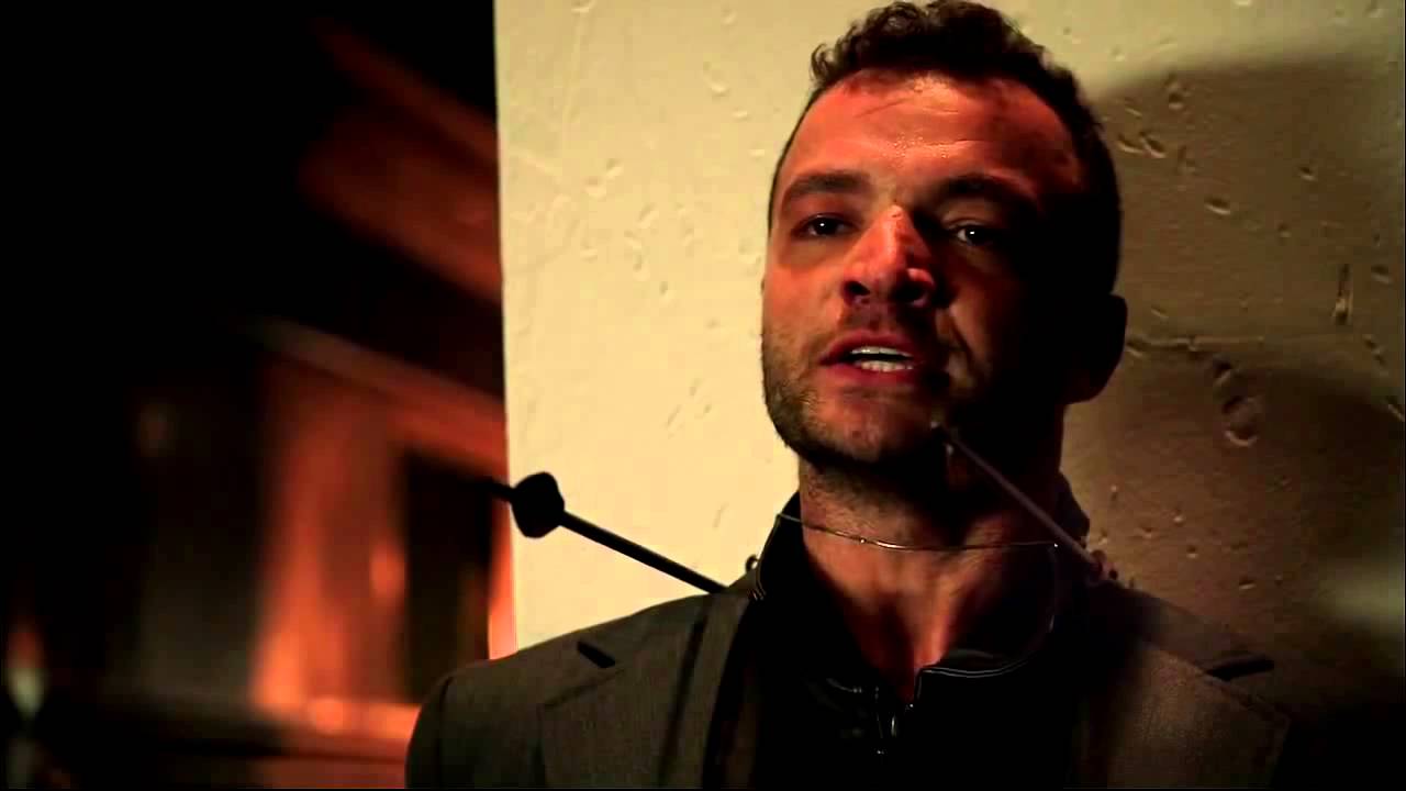 Guess who's dead - Arrow - DC World