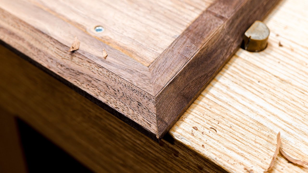 How to Lip and Inlay a Veneered Top | Shaker Table #13 - YouTube