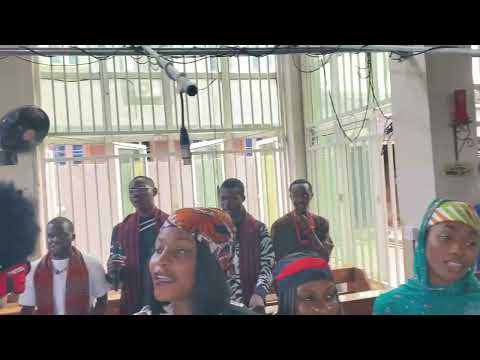 MAI TSARKI (Sanctus — Hausa)