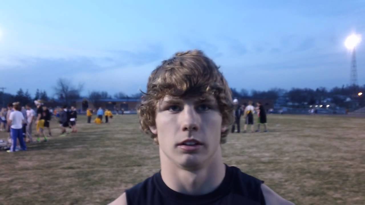 Brett Carstens of Coon Rapids Bayard Track - YouTube