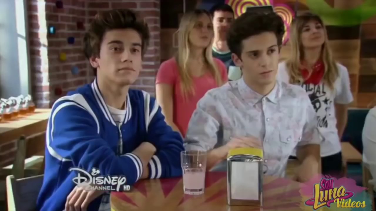 Soy Luna- Valiente (video oficial) - YouTube