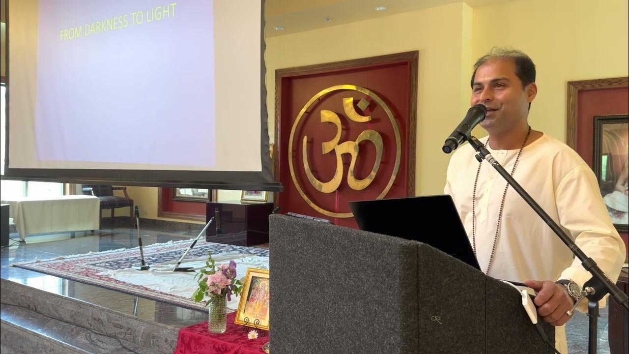 Talk by Hindu satsang Guest speaker Swami Prayagraj Hule - YouTube