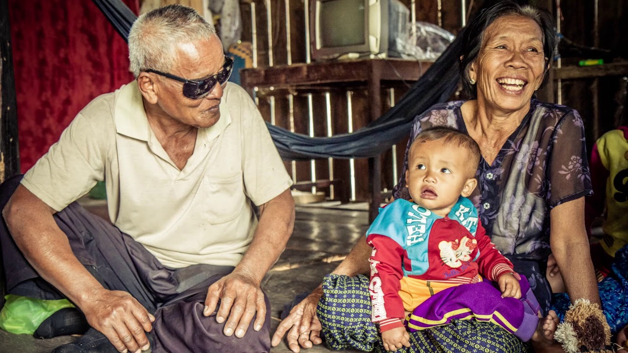 Gift of Sight - Sam & Huen - YouTube