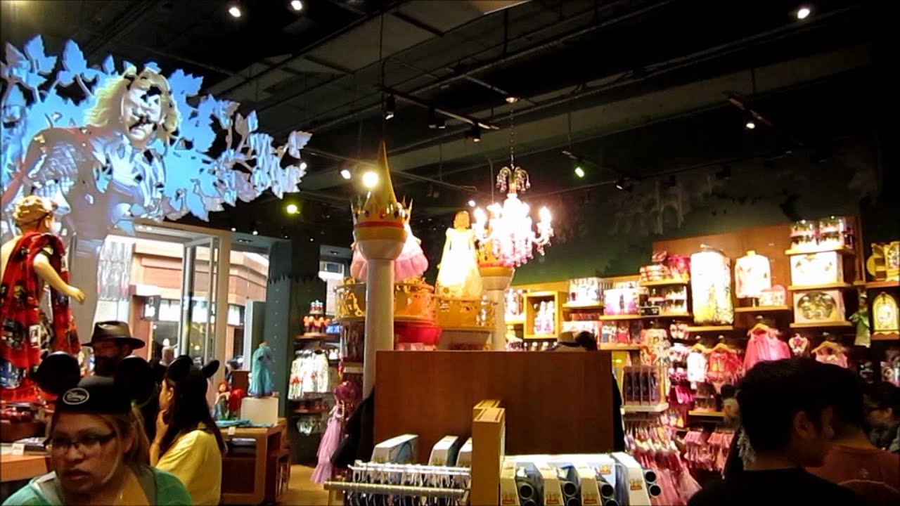 Disney Store Grand Opening 2012 - YouTube