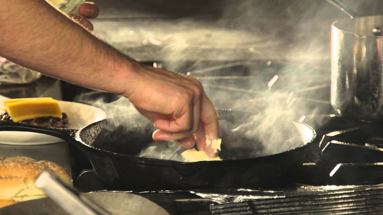 Chef's Demo Series: BBQ Bacon Cheeseburger with Jon Shook & Vinny ...
