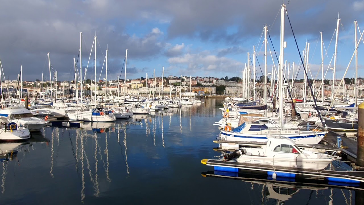 Paseo por el Puerto Deportivo de Sada (Coruña) Galicia - YouTube