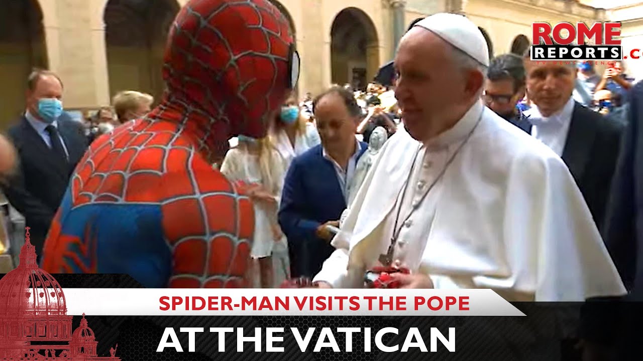 Spider-Man visits the Pope at the Vatican - YouTube