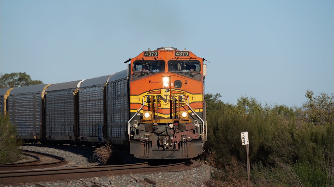 6 Train Day on the Del Rio Subdivision 12/10/23 - YouTube