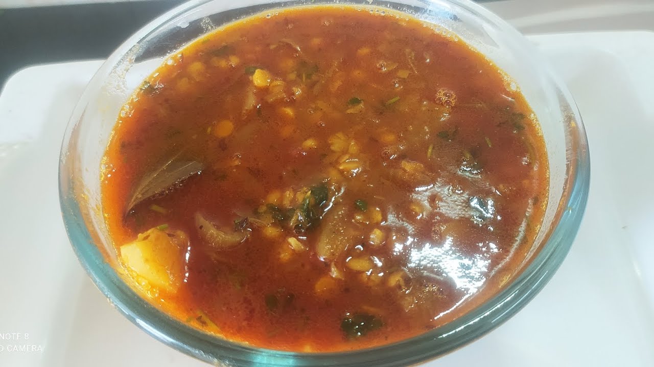 chane ki daal aalo ki sabzi easy or lajwaab #jhatpat sbzi - YouTube