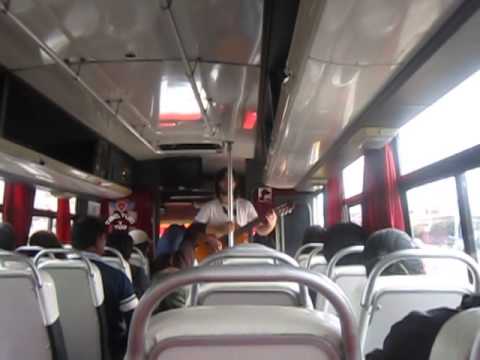 Tocando en una micro en Cochabamba, Bolivia 2013. Playing at a Bus in ...
