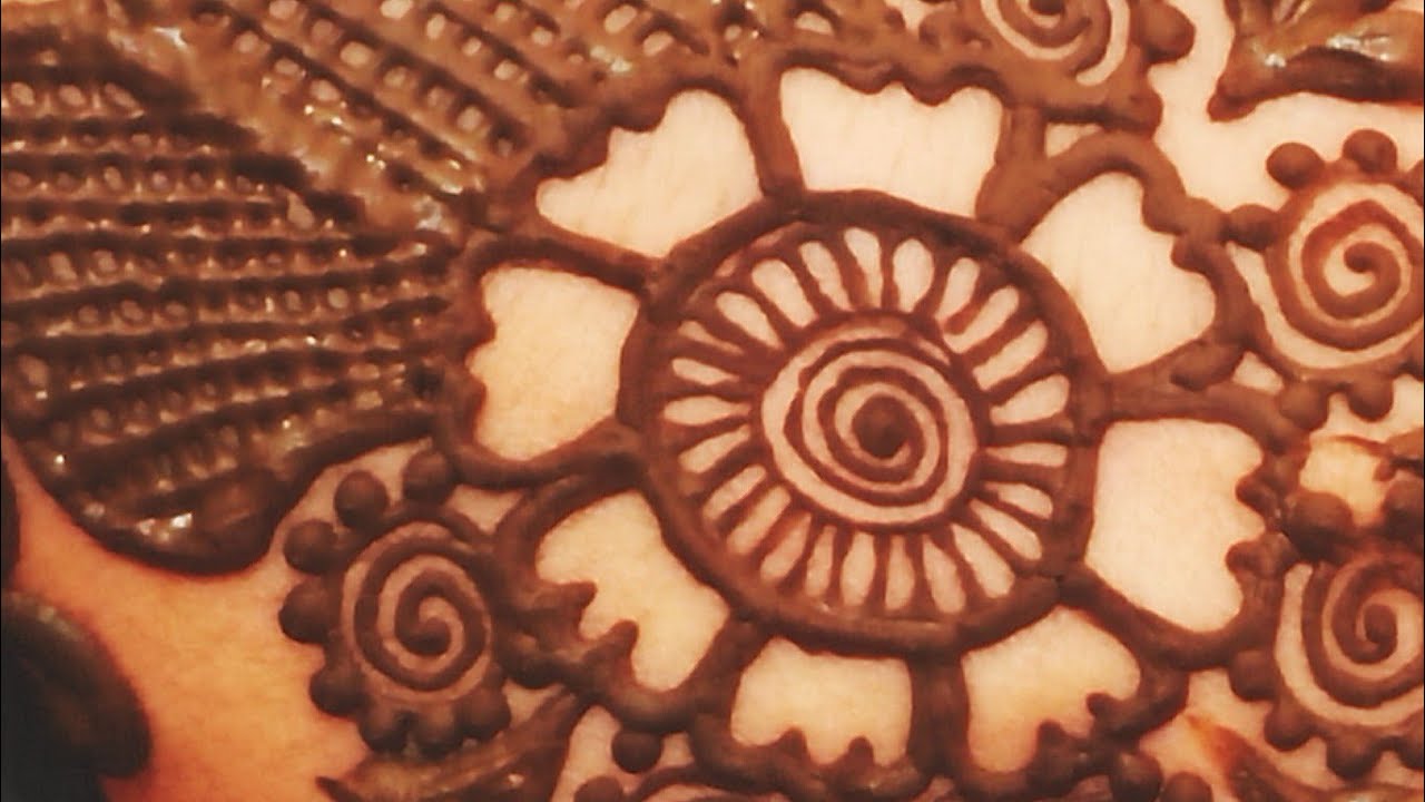 Backhandside Mehandi design for girls |round shape mehndi design| - YouTube