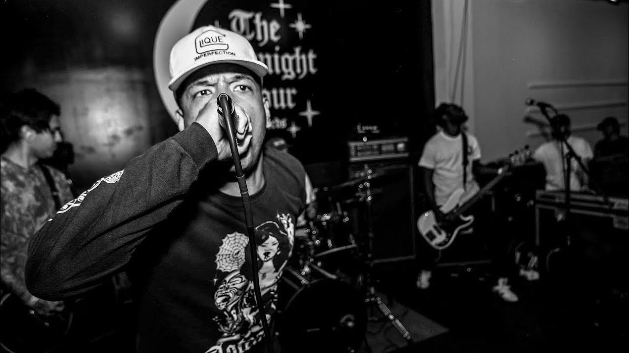 Clique - Live at The Midnight Hour - YouTube