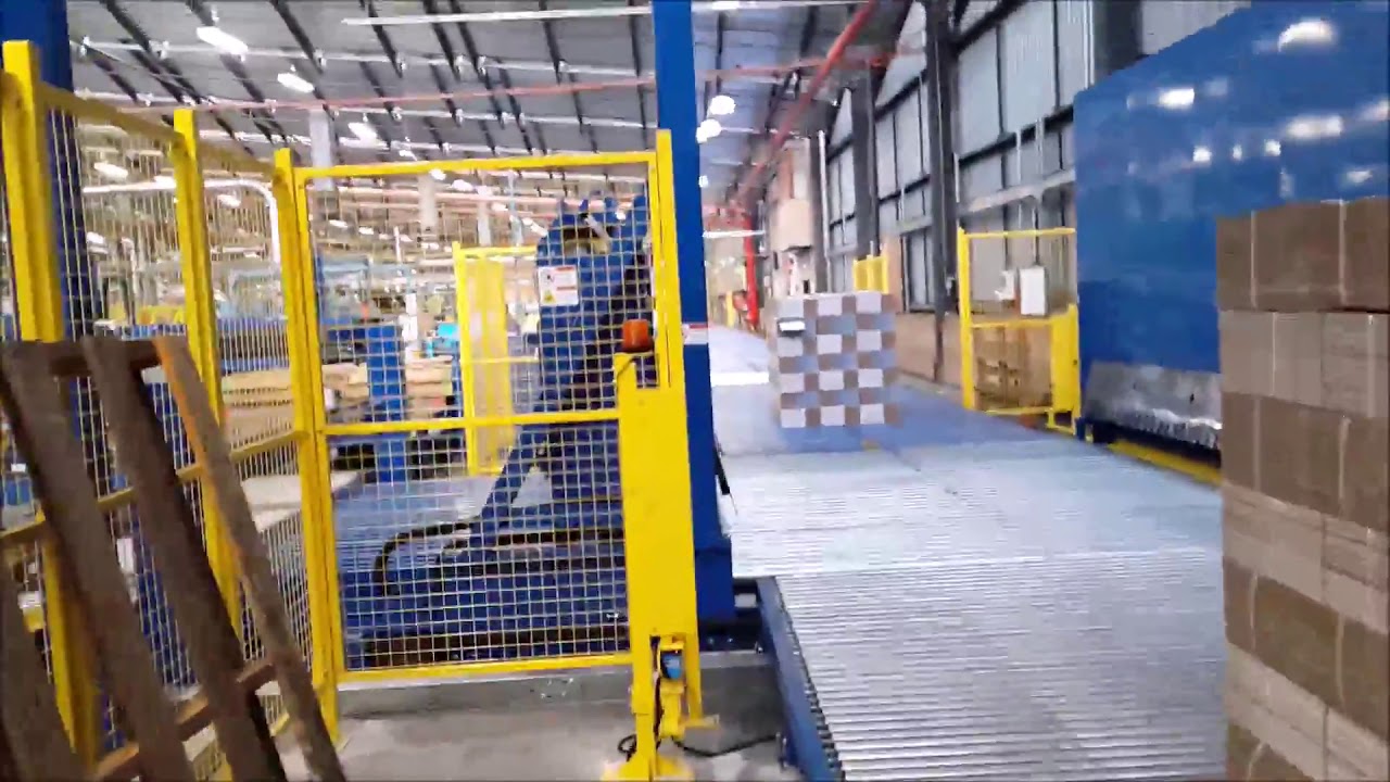 WSA Single Pallet Inserter - YouTube