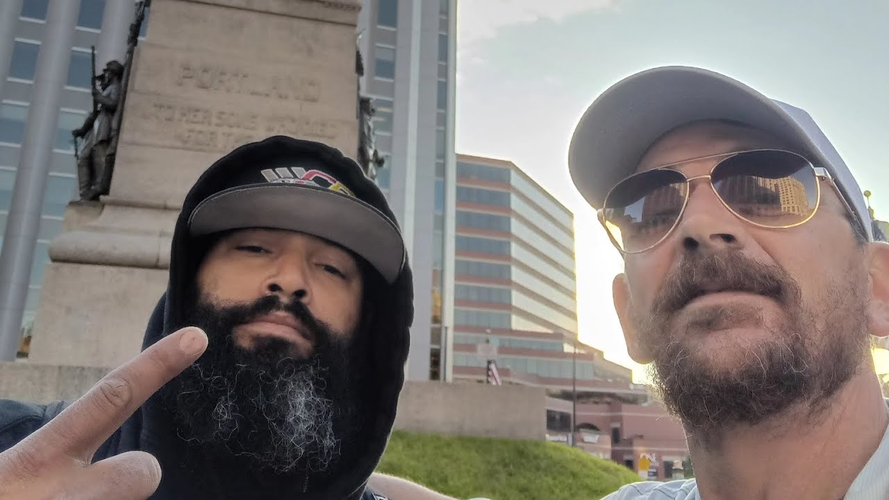 Hobo Jungle Gym #homeless #Portland #street #mountainbike - YouTube