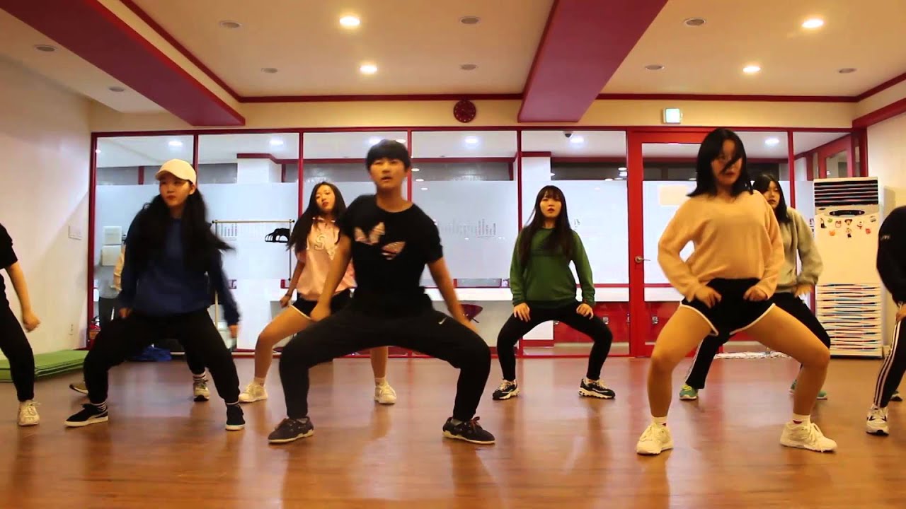 걸스힙합 Black eyed peas 'Hey mama' - YouTube
