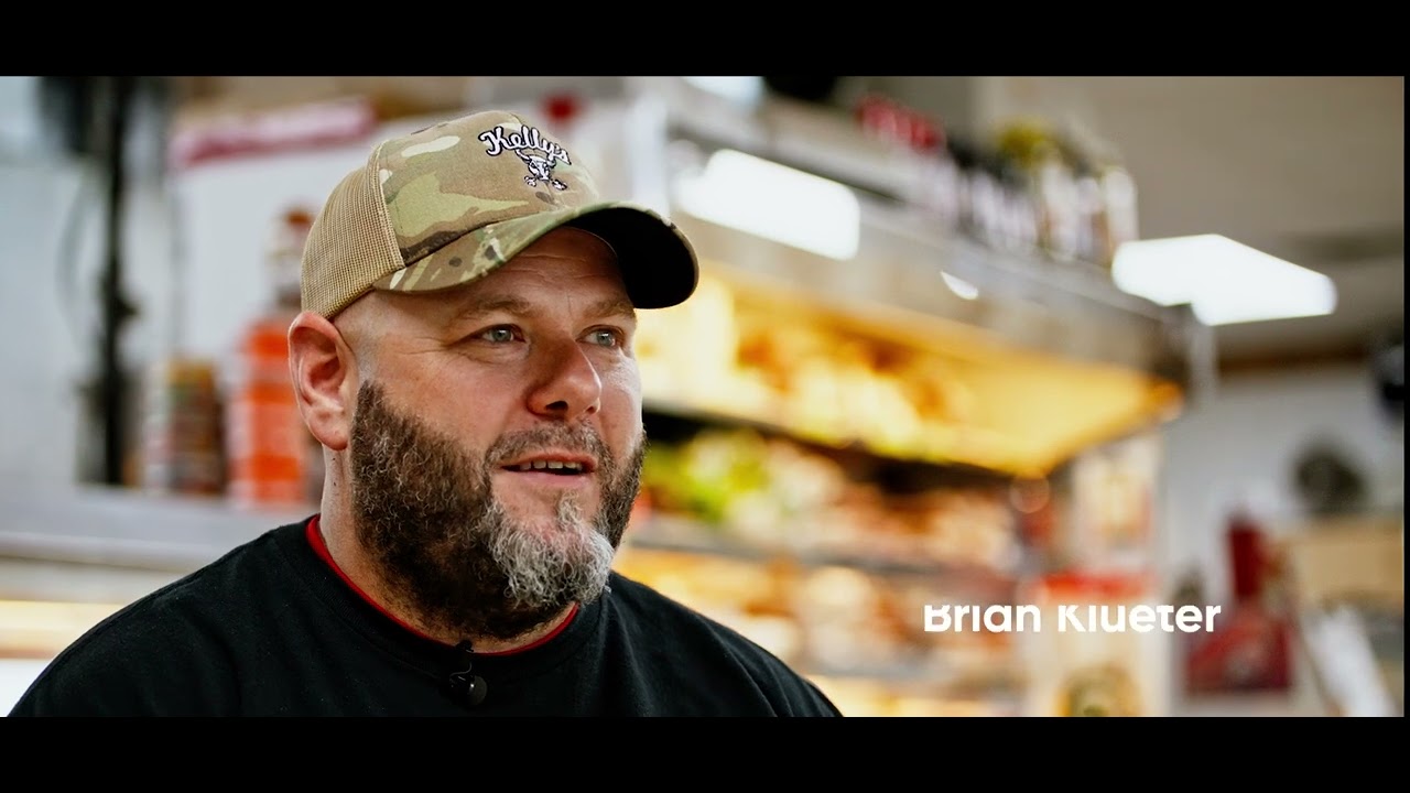 :45 Kelly's Butcher Shop & Deli - YouTube