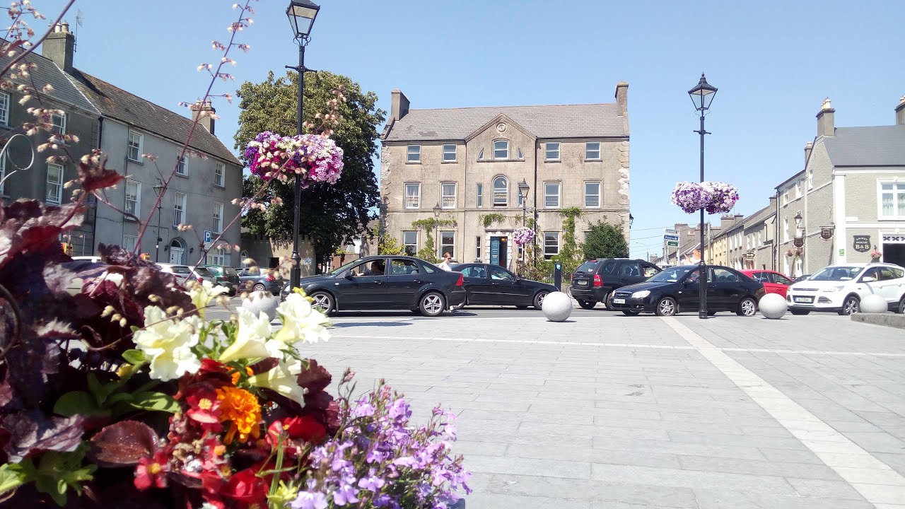 Emmet Square Birr Co. Offaly - YouTube