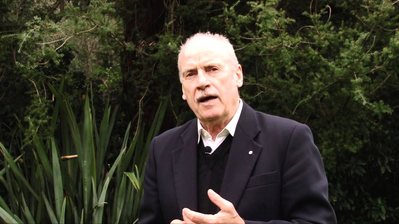 Professor Tim Reeves, former Director, CIMMYT - YouTube