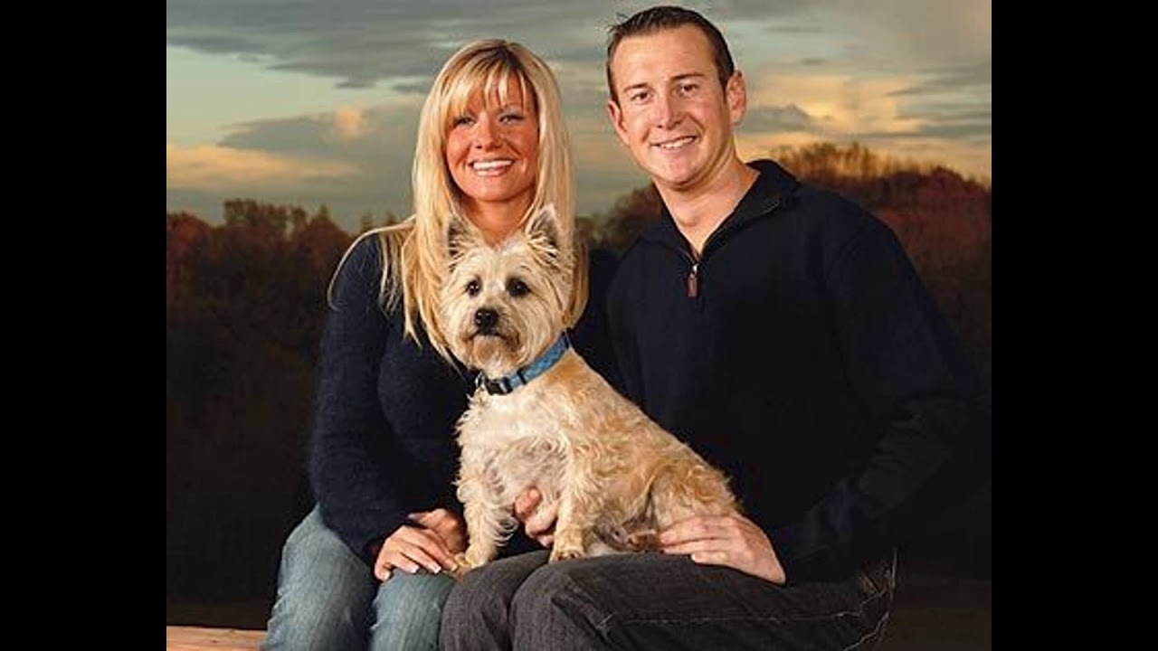 Kurt Busch and his wife Eva Bush and the dog - YouTube