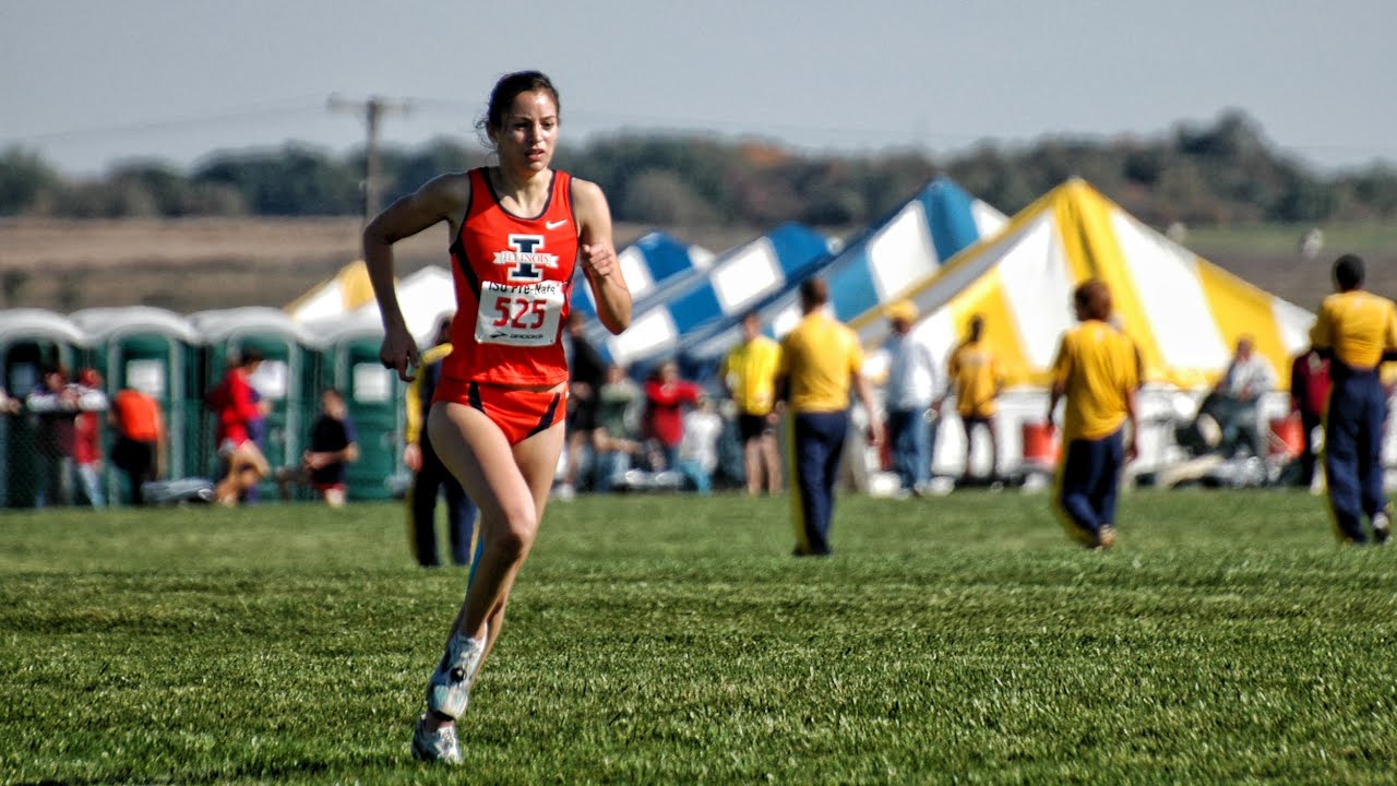 Angela Bizzarri Pflugrath | 2019 Illinois Athletics Hall of Fame - YouTube