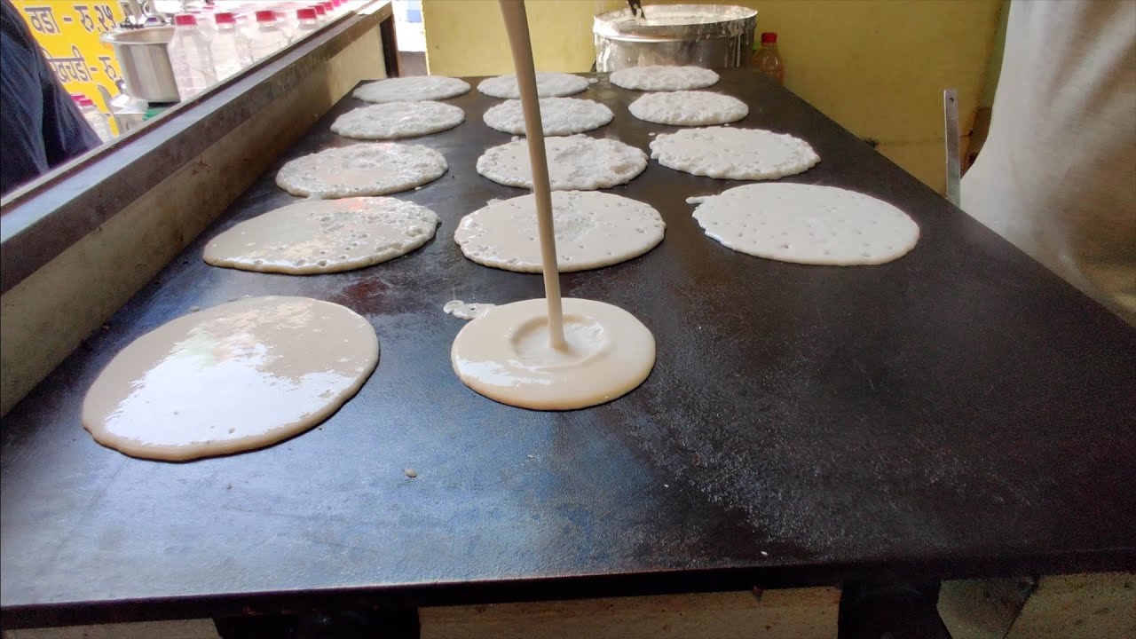 Famous Loni Sponge Dosa of Nashik | Indian Street Food - YouTube
