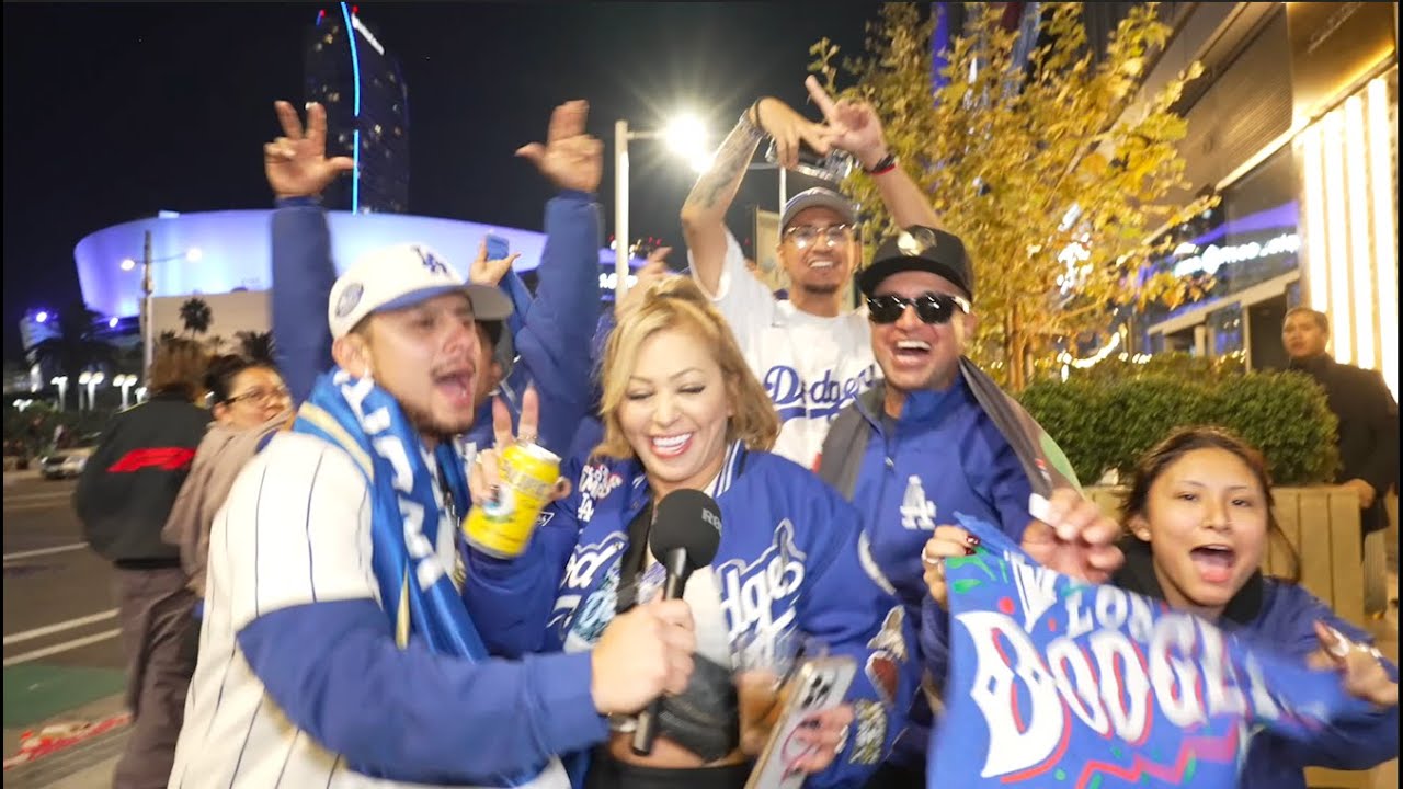 DODGER FANS GO WILD AFTER WINNING THE WORLD SERIES - YouTube