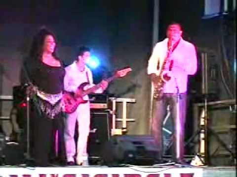 Michelle Sweeney at Montreal's West Island Blue's Festival - YouTube