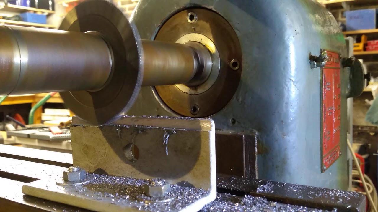 Ajax AJ8 horizontal miller test cut HSS cutter into mild steel angle ...