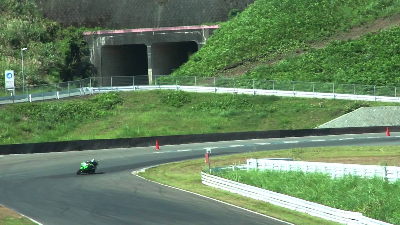 FSW Short course on Sep 18th with ZXR250 - YouTube