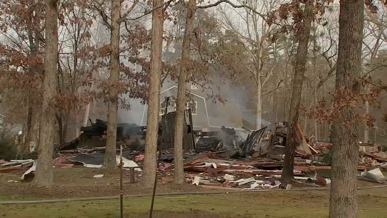 'I heard this boom': House explosion leaves 2 family members injured ...