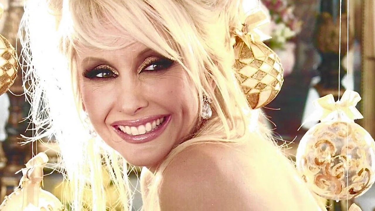 Santa Claus is coming to town - YouTube