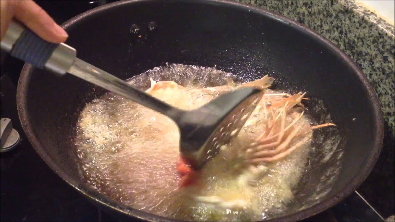 How to cook Pad Thai Big Shrimp - YouTube