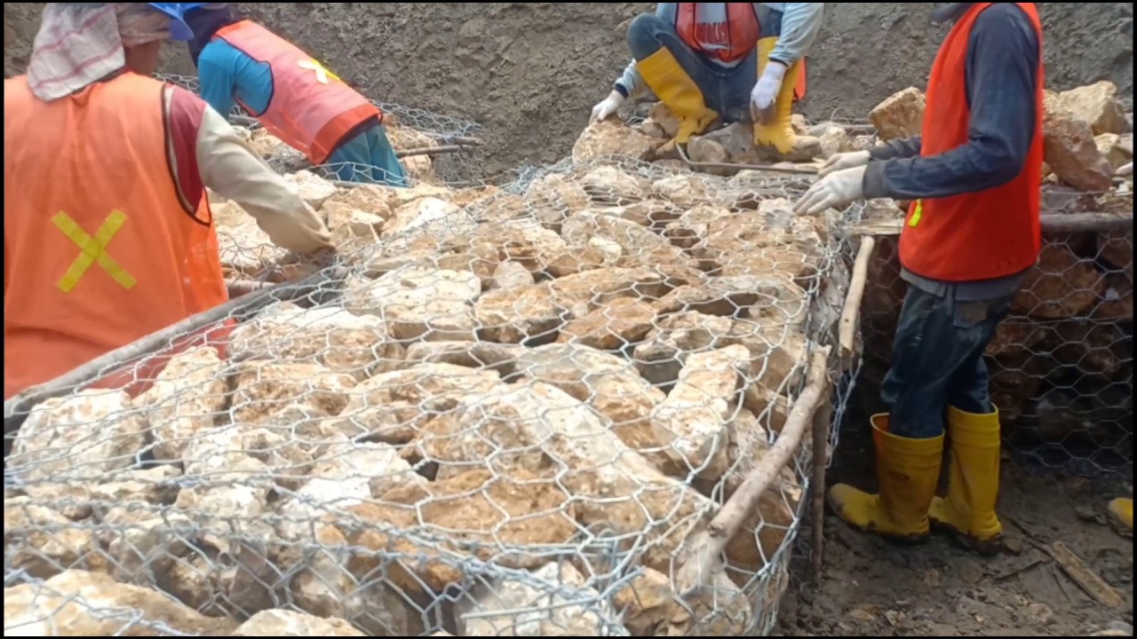 Bronjong, Gabion wall - YouTube