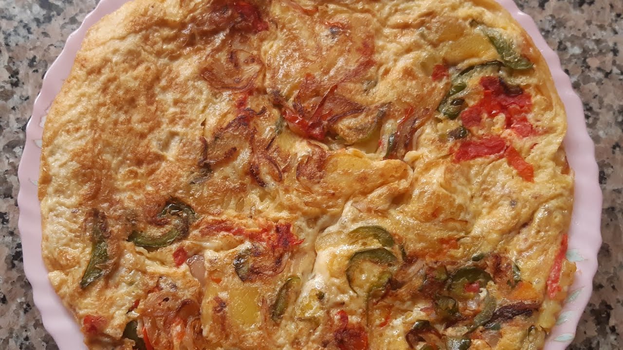 🍽️Quick and easy way to make Patato chips omolette/Umureti urimo ...