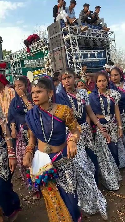 Nani Sadi Dekhne Gyi | new adivasi timli song | Piru bhai Solanki and Prakash Solanki new Song ...