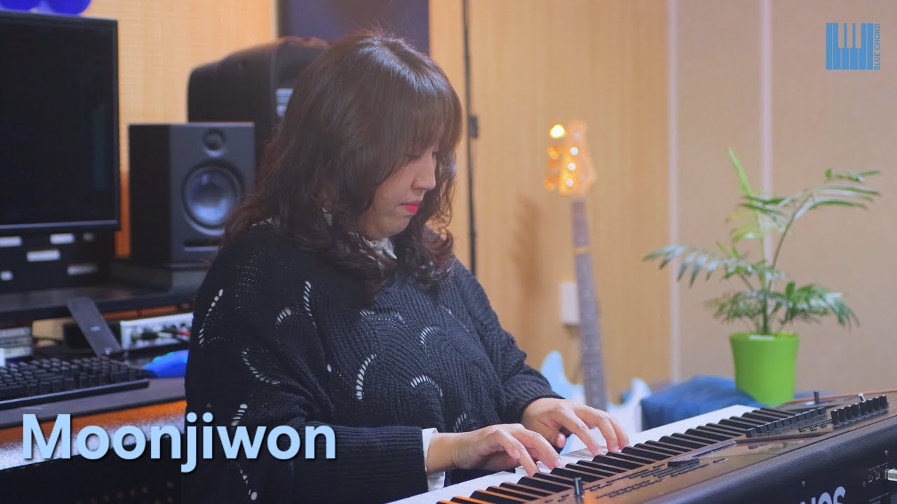BLUE CHORD LIVE 01_Moon jiwon__MOON - YouTube