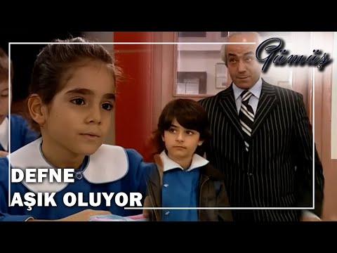 Sınıfın En Yakışıklısı: Deniz - Gümüş Özel Klip
