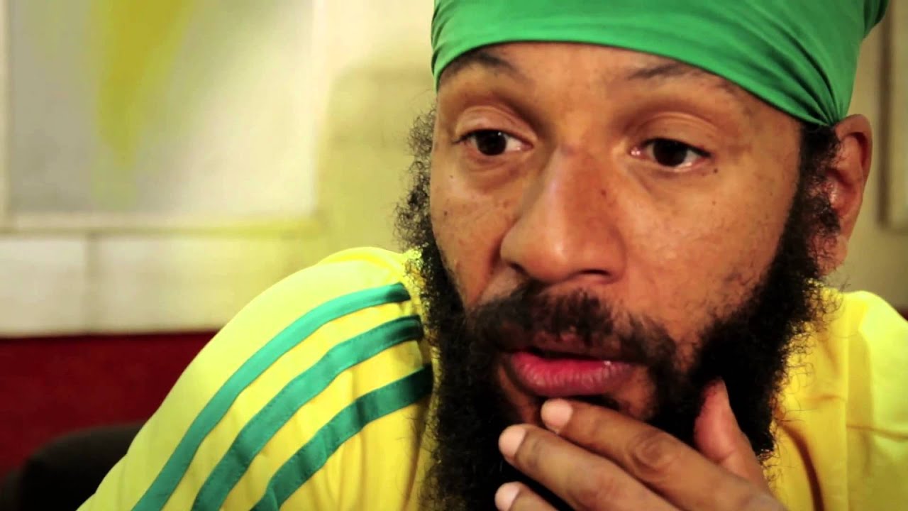 Entrevista a Fidel Nadal para Vive Latino - YouTube