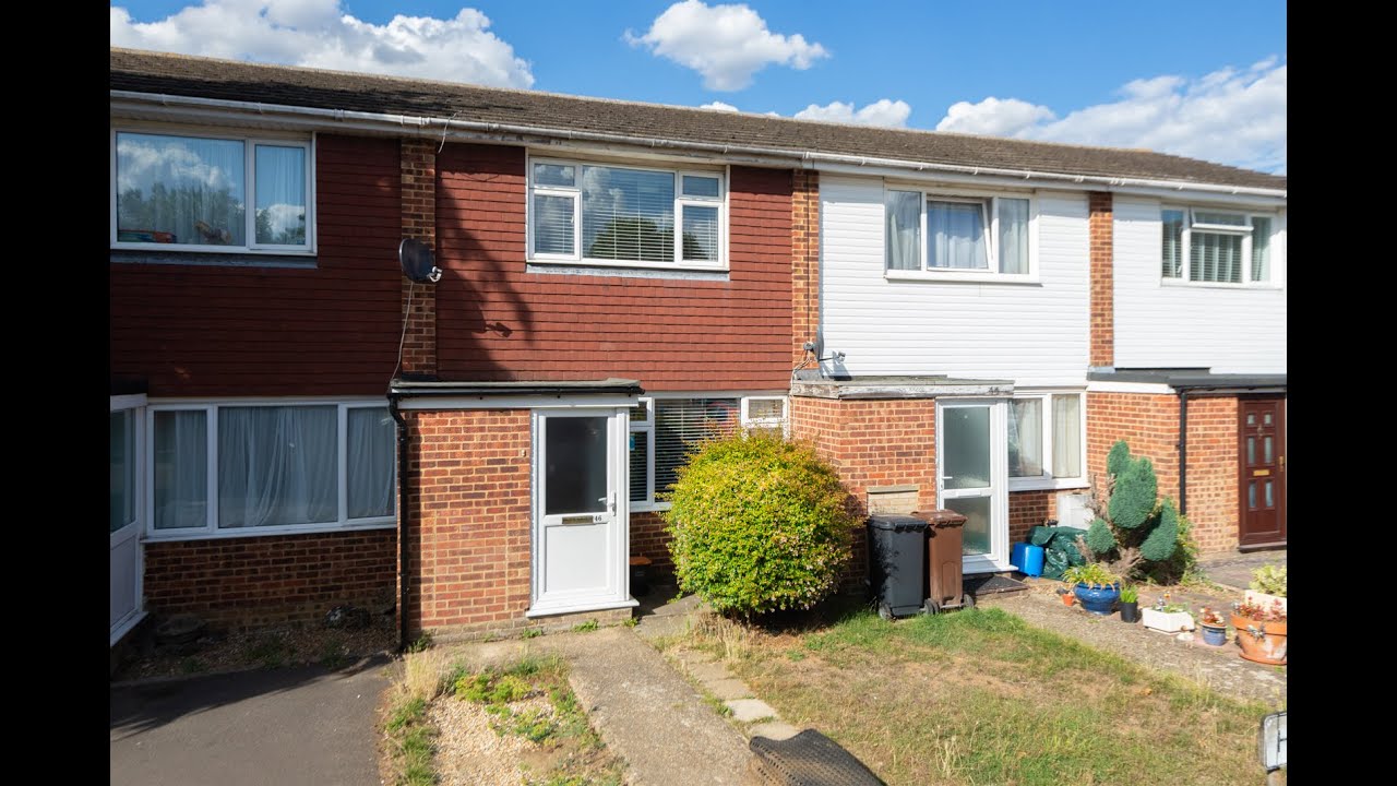 Halstead Walk, Allington - Video Tour - YouTube