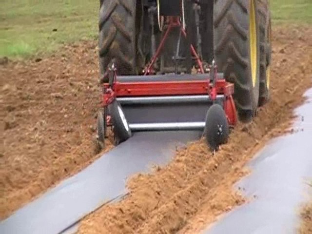 Small Farm Plastic Mulch Layer Cir805/CV213: Polyethylene Mulching For