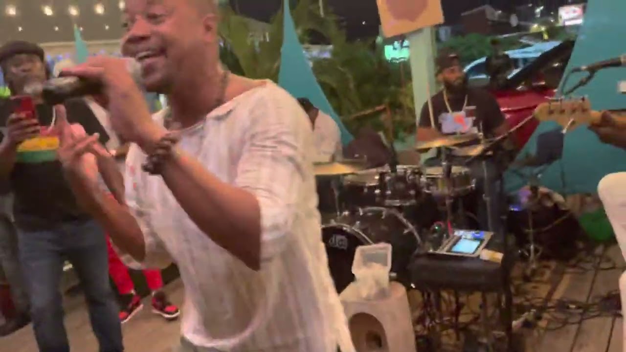 Cuba Gooding Jr in St Maarten at Nowhere Special getting it🔥🔥🔥🔥 - YouTube
