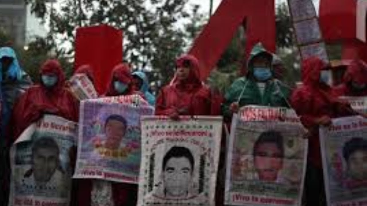 JOSÉ REVELES: DEFENSOR DEL PERIODISMO HONESTO Y COMPROMETIDO CON LA VERDAD - YouTube