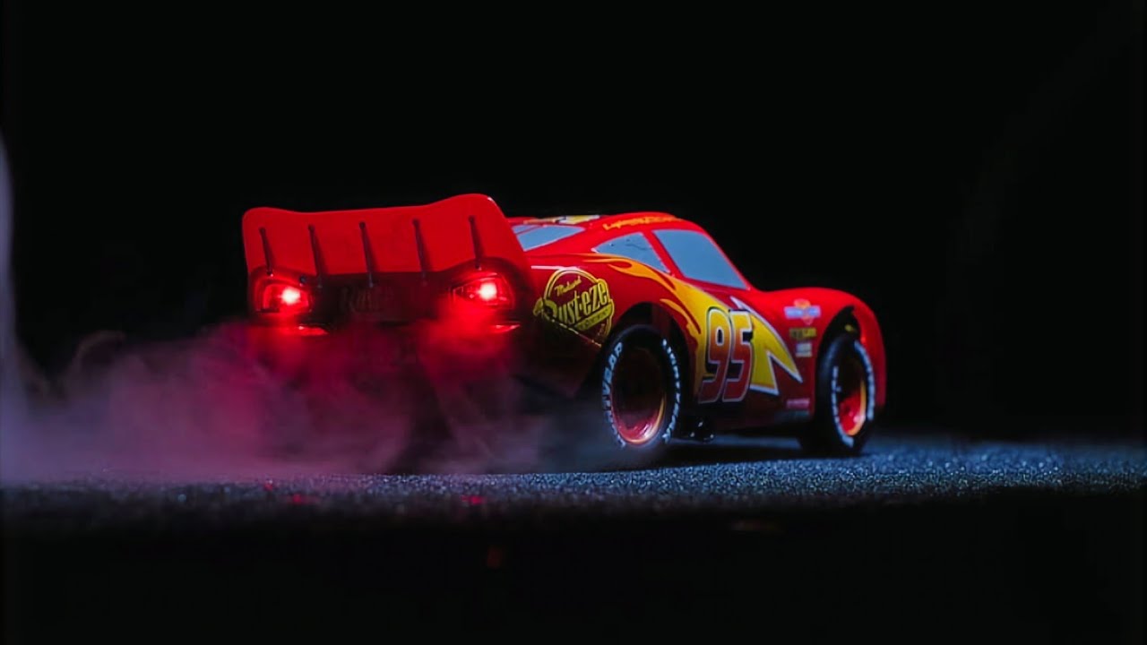 CARS 3 : DRIVEN TO WIN - Midnight Run at High Noon - YouTube