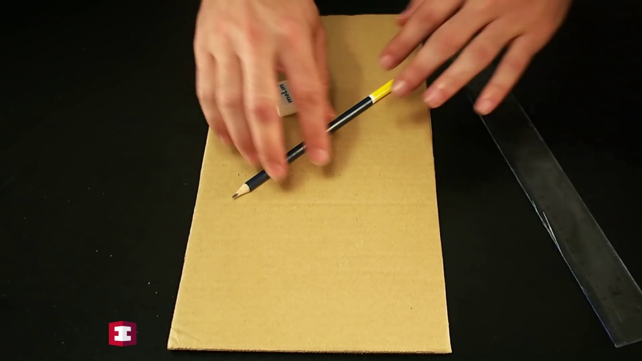 Como hacer una mano robotica casera con carton - YouTube