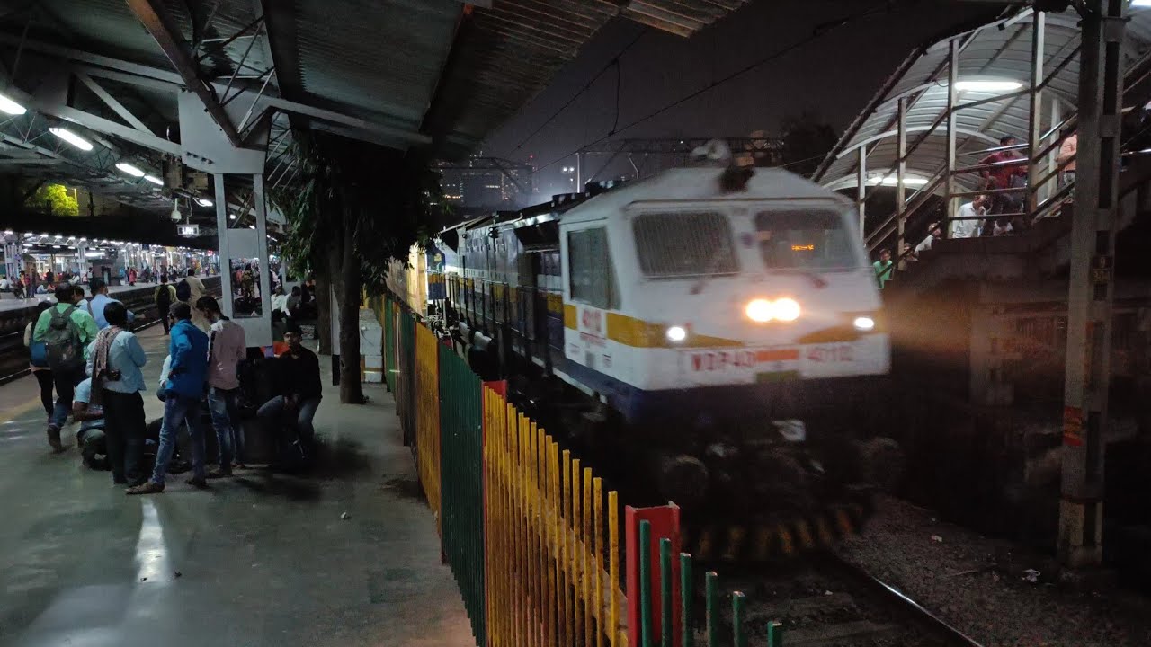 Nanded Express at Dadar Station - YouTube