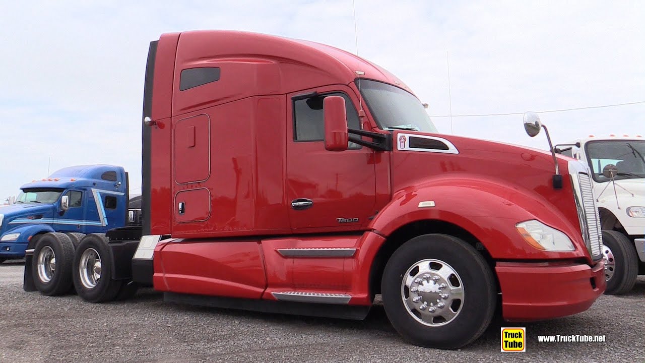 Kenworth T680 Studio Sleeper