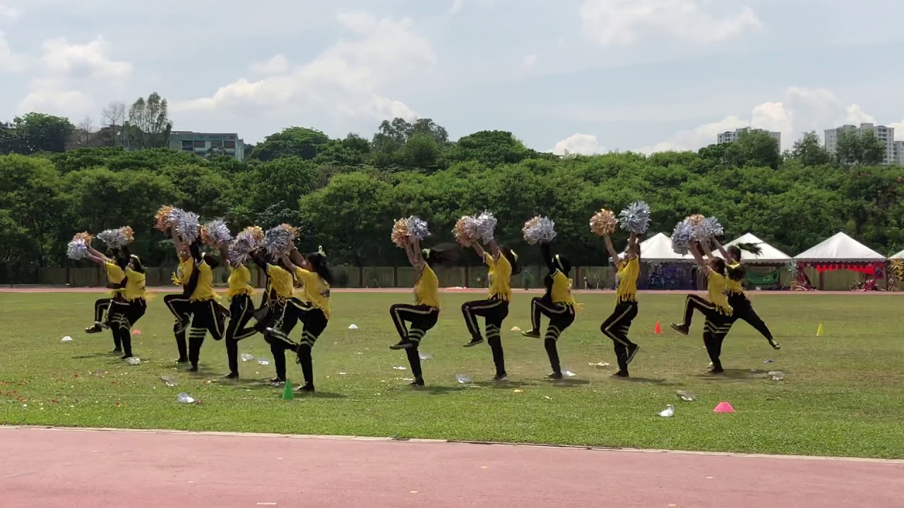 SAB Sports Day 2018 Bendahara Cheer - YouTube
