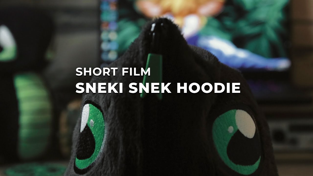 Razer Sneki Snek Hoodie Short Film - YouTube