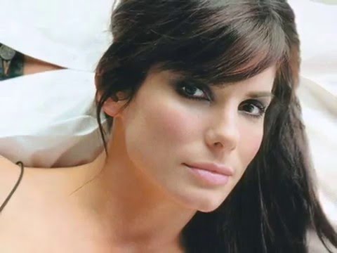 Sandra Annette Bullock Biography | Hollywood actresses Sandra Bullock ...