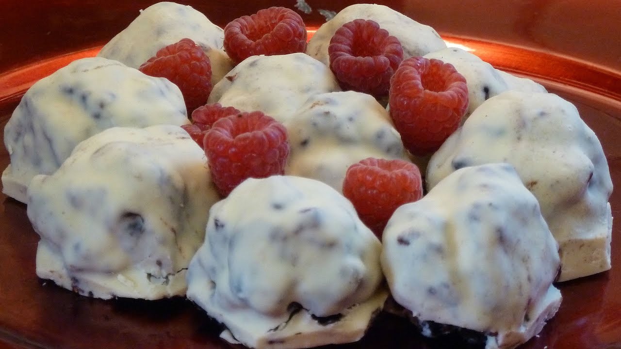 Oreo Raspberry Balls (Oreo balls recipe 3 ingredients) Chocolate and ...